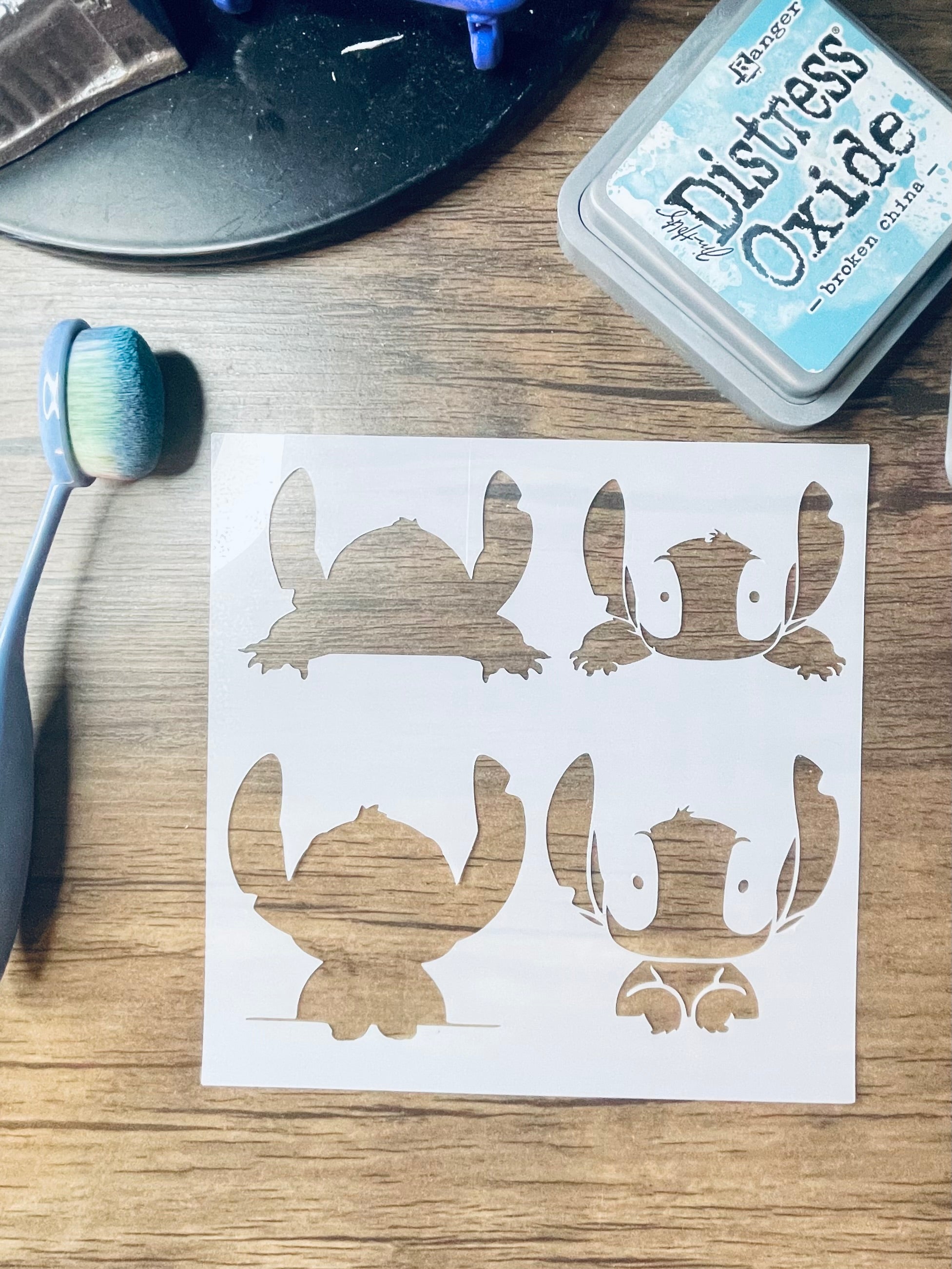 Ocean Alien Layered version 1 Stencil – The Order of the Planner Stencils